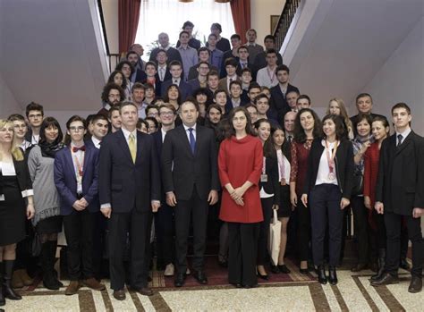 Румен Радев Бъдещето на България е в науката и в иновациите Дебати