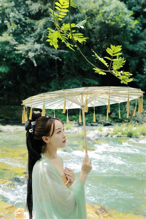 예술그림언어 20230903 산과 강 사이의 유연 V2ph