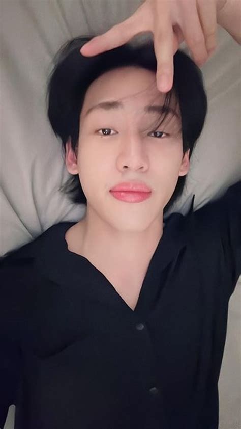 뱀뱀 환승연애2로 한국서 인지도 올린 과몰입러의 일상 텐아시아