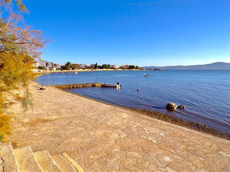 b store kft b store kft added a new photo — at 2831