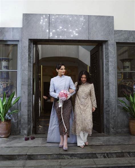 7 Potret Lamaran Nadira Adnan Dan Agassi Revanoa Di Malaysia Idn Times