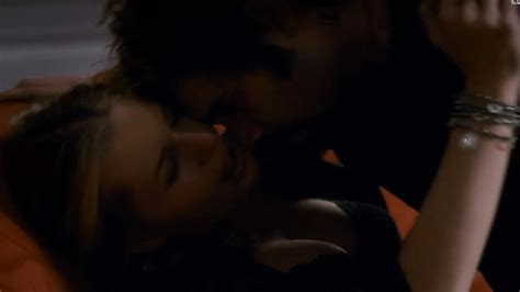 Naked Rebecca Romijn In The Con Artist