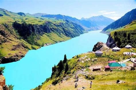 伊犁昭苏县 第7页 大山谷图库