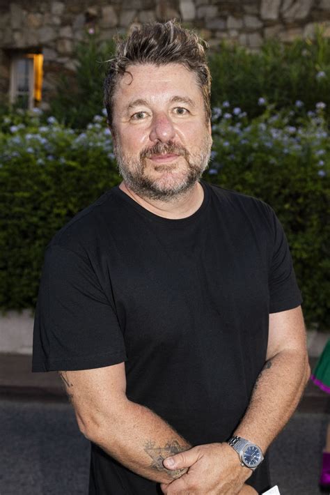 Photo Info Lanimateur Bruno Guillon Et Sa Famille Menacés Et