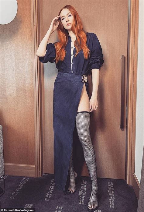 Karen Gillan Sends Temperatures Soaring In A Very Racy Thigh High Split
