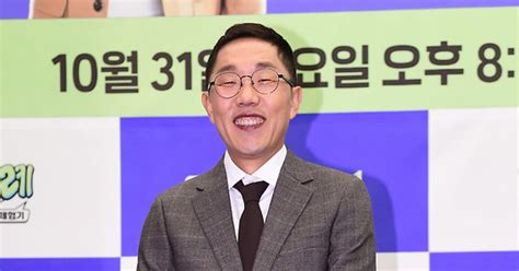 포토 김제동 활짝 웃는 표정