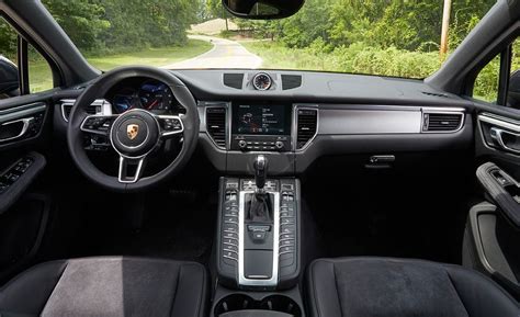 2017 Porsche Macan Gts Review Pricing And Specs