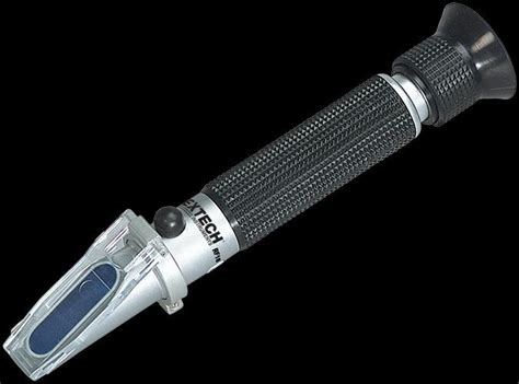 Extech Portable Refractometer Rf18 Commercial And Industrial Industrial Equipment On Carousell