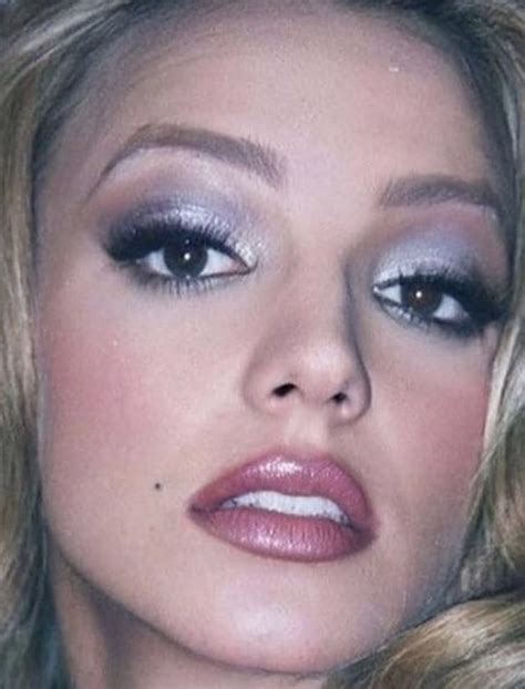 Pin By Maria Lafuente On 90s In 2023 2000s Makeup Early 2000s Makeup