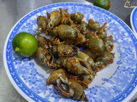 Vietnamese Street Foods A Guide To Snails On A Plate I Tour Vietnam