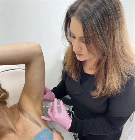 Advanced Injection Training Expert Level Instruction On Live Models