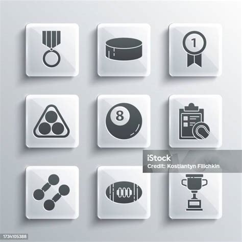 미식 축구 공 수상 컵 체크리스트 클립 보드 및 테니스 당구 스누커 덤벨 랙 삼각형의 공 메달 및 아이콘을 설정합니다 벡터 건강한 생활방식에 대한 스톡 벡터 아트 및 기타