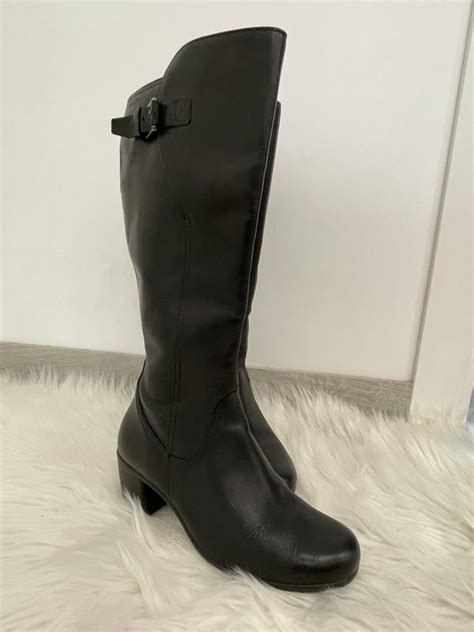 Жіночі чобітки — ціна 400 грн у каталозі Чоботи Купити жіночі речі за доступною ціною на Шафі