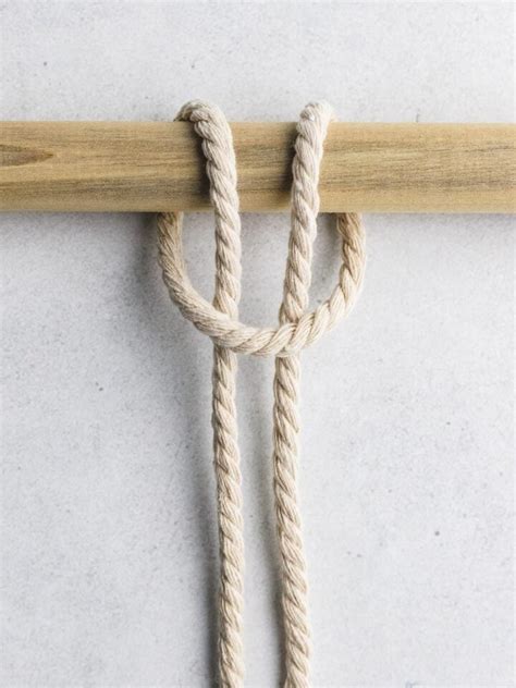 Basic Macrame Knots Step By Step Instructions Sarah Maker