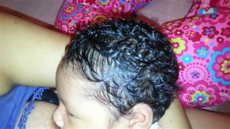 Che Chupando Teta De La Mama 26 Seg Youtube