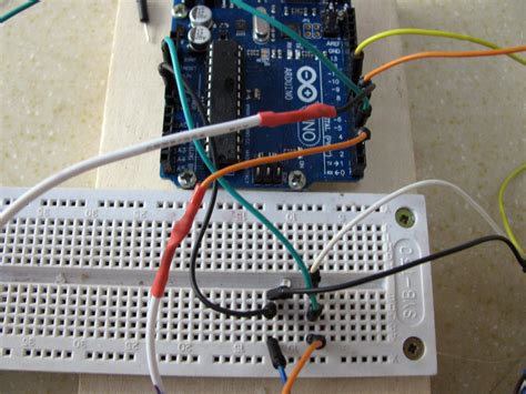 Motion Tracker With Pirs Arduino And A Servo 4 Steps Instructables