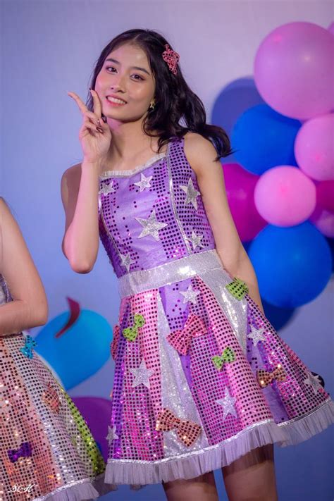 Muthe Jkt48 Pakaian