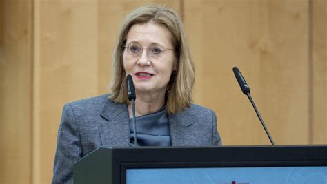 25 Jahre Für Das Recht Der Zivilgesellschaft Das Npo Institut Feiert