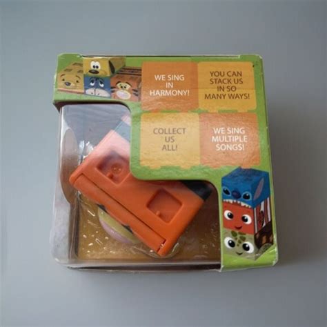 Disney Accents Cubee Disney Store Tigger Stackable Musical Friends Cubes Takara Vintage