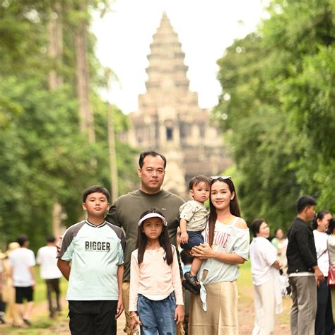 វិទ្យាល័យ សម្ដេច ឪ វិទ្យាល័យ សម្តេចឪ ខេត្តបាត់ដំបង Facebook