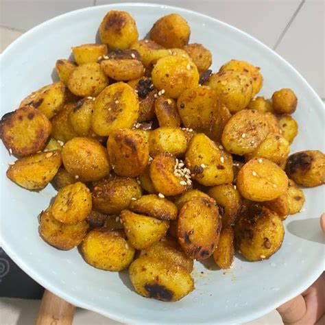 【香酥小土豆的做法步骤图，香酥小土豆怎么做好吃】黑暗一号下厨房