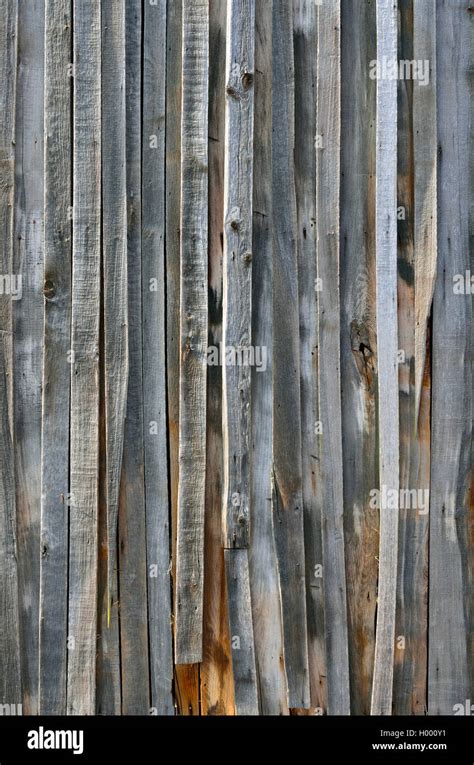 Wooden wall hi-res stock photography and images - Alamy