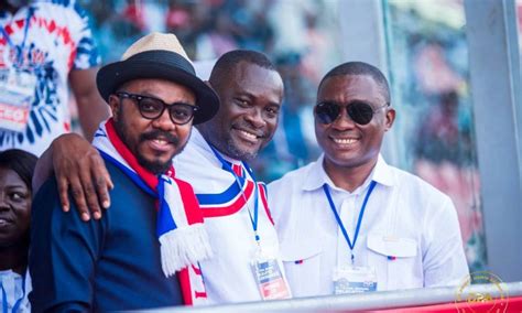 Meet Caitlin Hellyer The Fashion Blogger With Dwarfism Who Has Been An Inspiration To Others