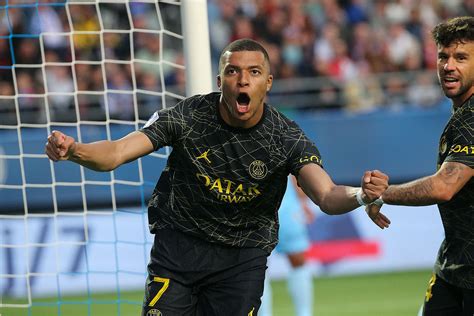 Real Madrid Keen On Psg Star Joining Them This Summer Report