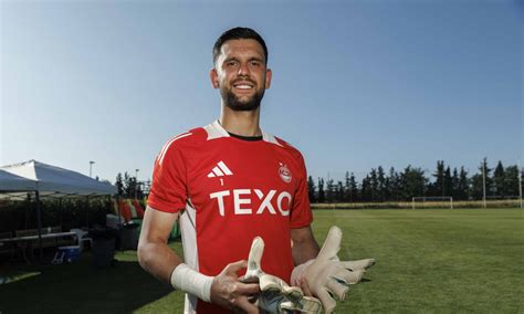 Aberdeen Keeper Dimitar Mitov Aims To Become Bulgarias No1