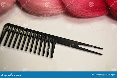 Kanekalon Colored Artificial Hair Strands Synthetic Hair Materials