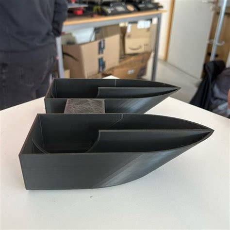 Boat With Arduino Controlled Anchor System Boat With Arduino Controlled Anchor System