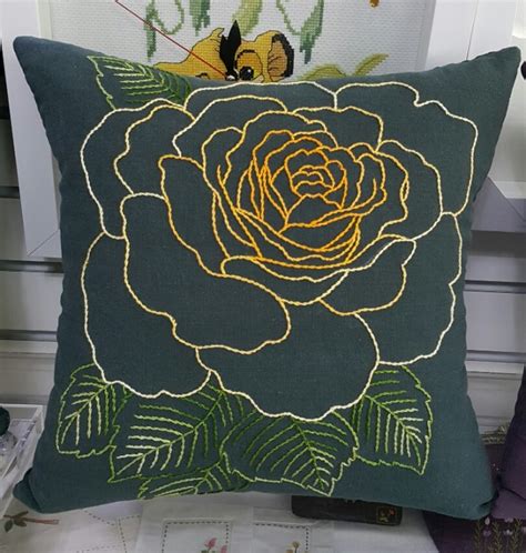 황실유럽자수 부평백운점 생활자수 쿠션 프랑스자수 쿠션 생활자수 생활용품 프랑스자수 생활용품 생활자수 장미 프라스자수 장미 인천 생활자수 부평 생활자수 인천