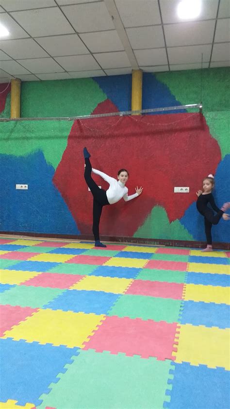 Rhythmic Gymnastics მხატვრული ტანვარჯიშის სკოლა Home