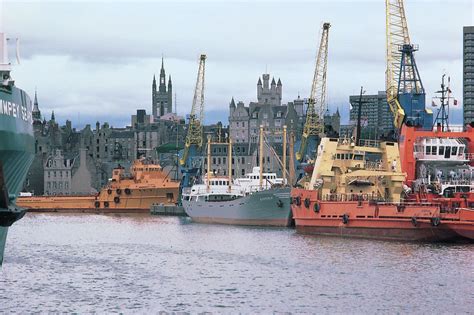 Aberdeen Scotland History Map And Population Britannica