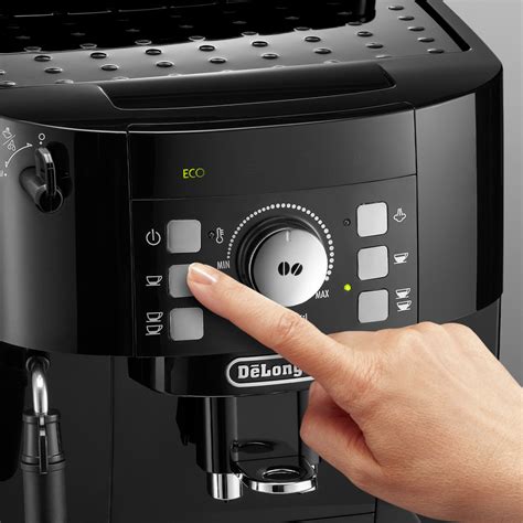 Delonghi Magnifica Fully Automatic Coffee Machine Black Kitchen