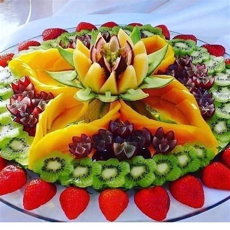 Нарезка на праздничный стол оформление своими руками 88 фото