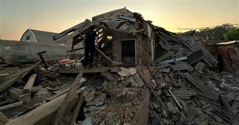 5 цивільних загинули та 3 поранені внаслідок сьогоднішніх російських обстрілів Донеччини фото