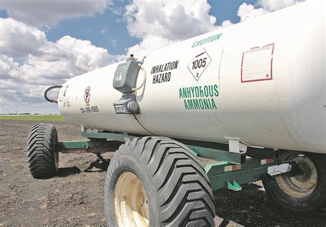 Anhydrous Tanks Require Farmers Full Attention The Western Producer