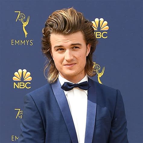 Stranger Things Steve Harrington Actor 60 Photos Moonagedaydreamfilm