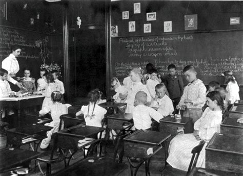 Old School Classrooms That Show What School Was Really Like In 1899
