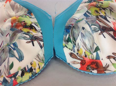 Add A Zipper To Your Bra A Tutorial By Your Fairy Bra Mother And Bra Makers Supply