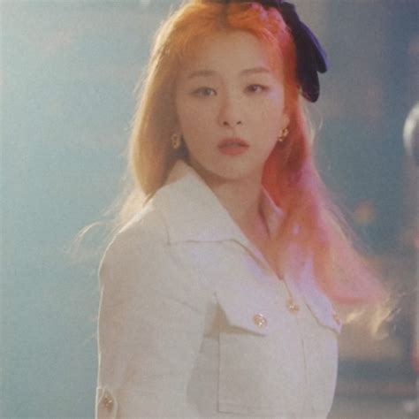 Candy Edits Ros Roses Are Rosie Instagram Please Like