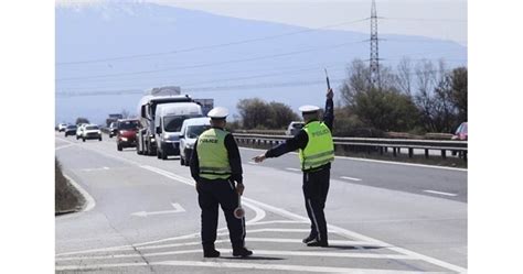 Задържаха 12 пияни и 13 дрогирани шофьори за ден