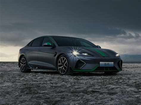 Byd Seal цена характеристики фото и обзор