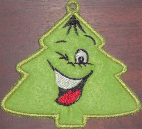 CSS387 Christmas Tags C Some Stitches