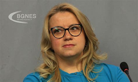 Деница Златева „Булгаргаз“ Природният газ ще поевтинее с около