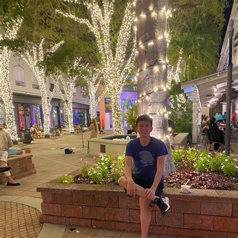 Ryan Vu Business Business Linkedin