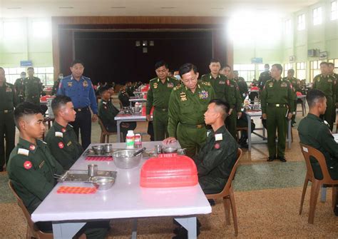 နိုင်ငံတော် စီမံအုပ်ချုပ်ရေးကောင်စီ ဥက္ကဋ္ဌ၊ တပ်မတော်ကာကွယ်ရေး ဦးစီးခ