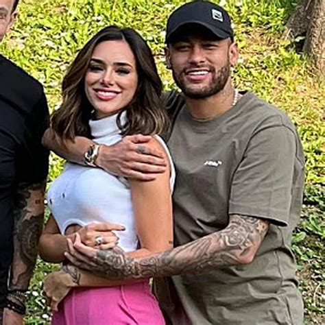 Neymar And His Wife