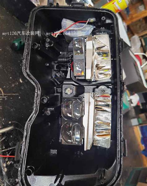 劳斯莱斯幻影升级矩阵模组车灯 myt126汽车改装网